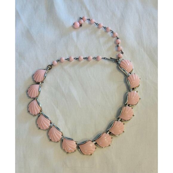 Unknown | Jewelry | Vintage Pink Shell Shaped Choker Necklace Silver ...